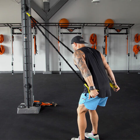 These 5 Resistance Band Exercises Will Sculpt Your Triceps | Stroops